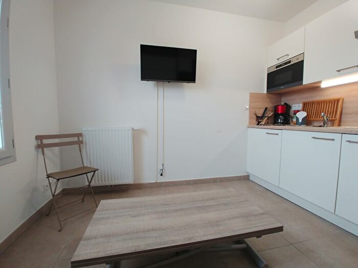 Appartement à louer - Nantes, Hauts-Pavés, Saint-Pasquier, Saint-Félix, Université - 1 pièce
