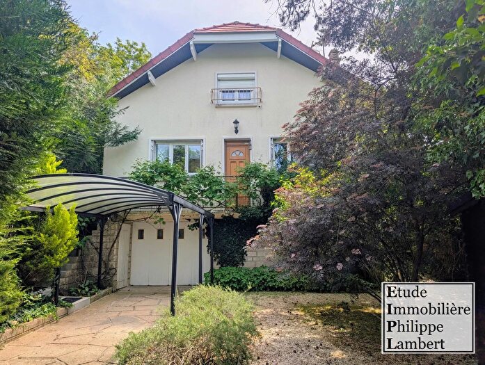 Maison 6 pièces à vendre à Fontaine-le-Port
