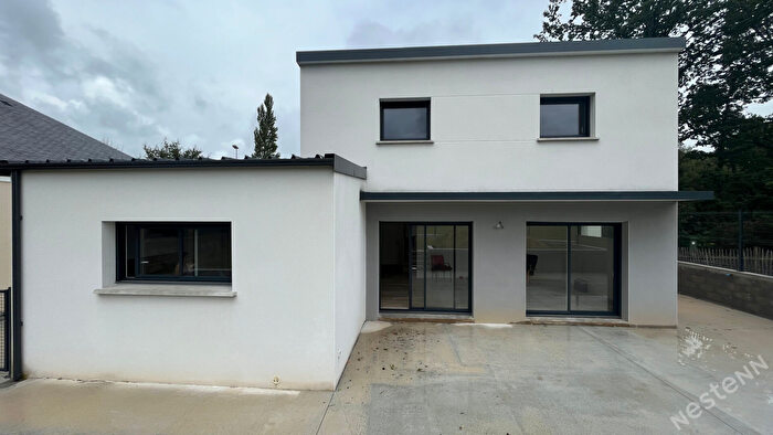 Maison 5 pièces à Pluvigner, à louer