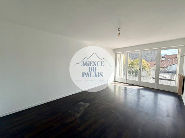 Appartement à louer - Pau - 3 pièces - 2 chambres