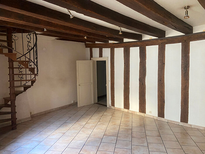 Appartement à vendre - Nevers, Centre-ville - 5 pièces - 3 chambres