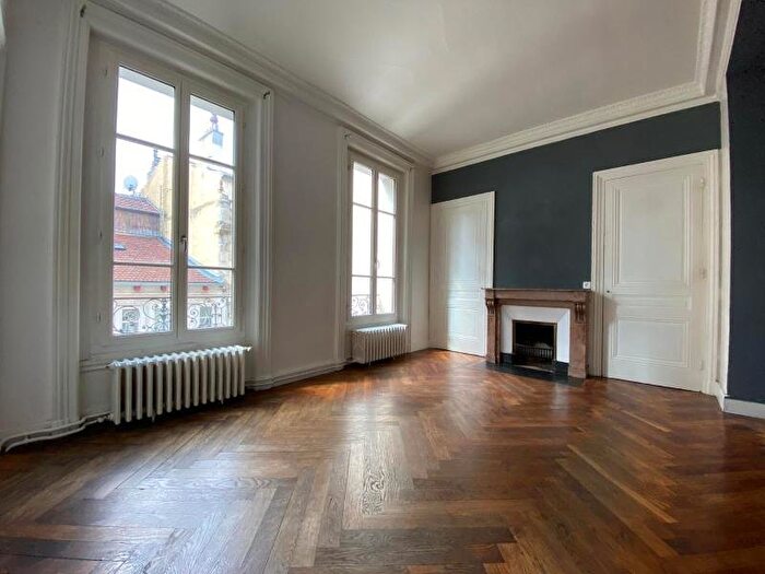 Appartement 2 pièces à louer à Saint-Étienne, Centre-ville, Peuple, Chavanelle