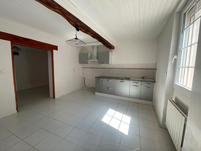 L'Isle-Jourdain : Maison 3 pièces à vendre