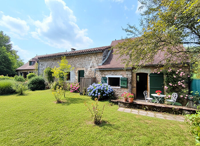 Les Junies : Maison 8 pièces à vendre