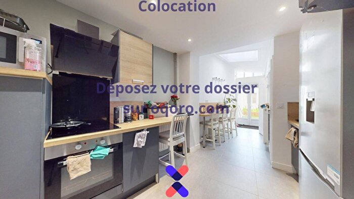 Maison à louer - Hellemmes, Lille - 5 pièces - 4 chambres