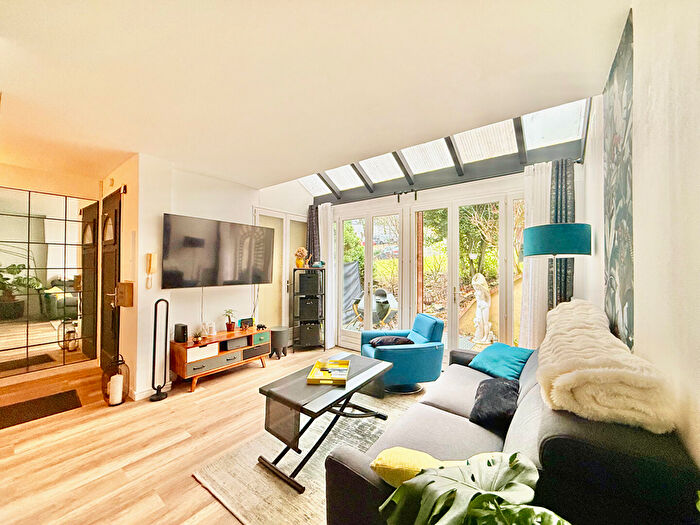 Appartement à vendre - Thiais, Proche Choisy - 3 pièces - 2 chambres