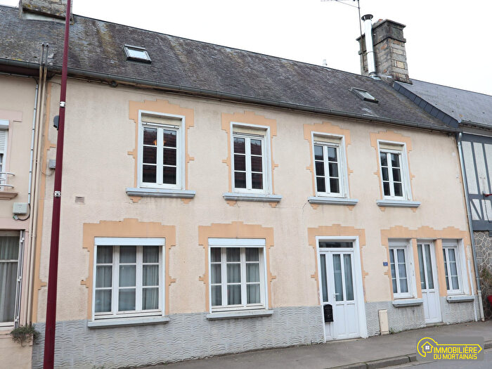 Maison 4 pièces à louer à Saint-Georges-de-Rouelley