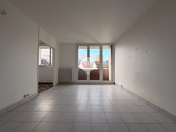 Appartement 1 pièce à louer - Pantin, Quatre Chemins Nord