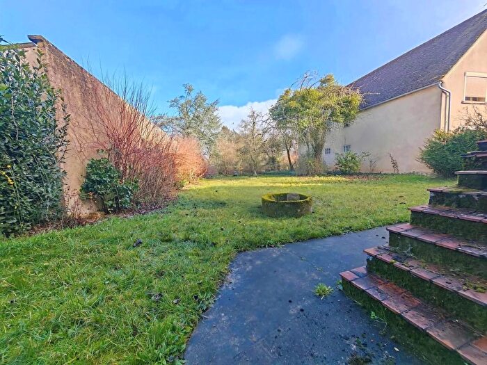 Maison à vendre - Varennes - 6 pièces - 3 chambres