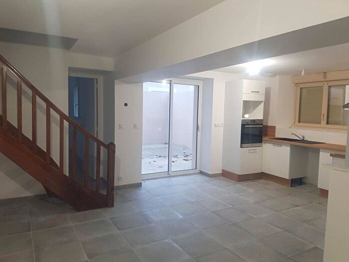 Maison à louer - Saint-Germain-des-Prés - 1 pièce - 1 chambre