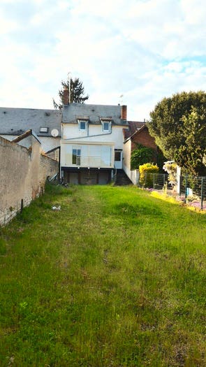 Jouet-sur-l'Aubois - Maison 5 pièces à louer