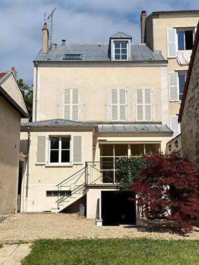 Maison à louer - Croissy-sur-Seine - 7 pièces - 5 chambres