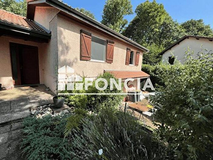 Maison à louer - Montagnat - 7 pièces - 4 chambres