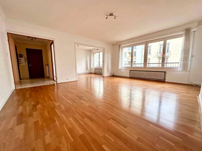 Appartement à louer - Boulogne-sur-Mer, Basse-ville - 4 pièces - 2 chambres