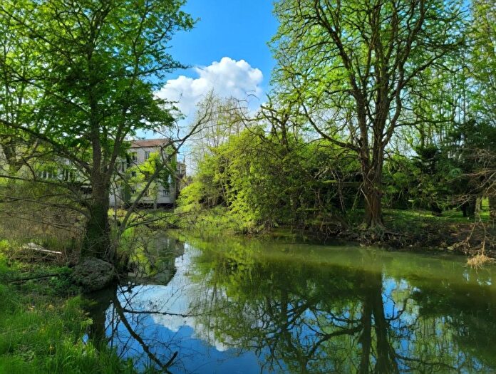 Maison à vendre - Bagneaux-sur-Loing - 4 pièces - 2 chambres