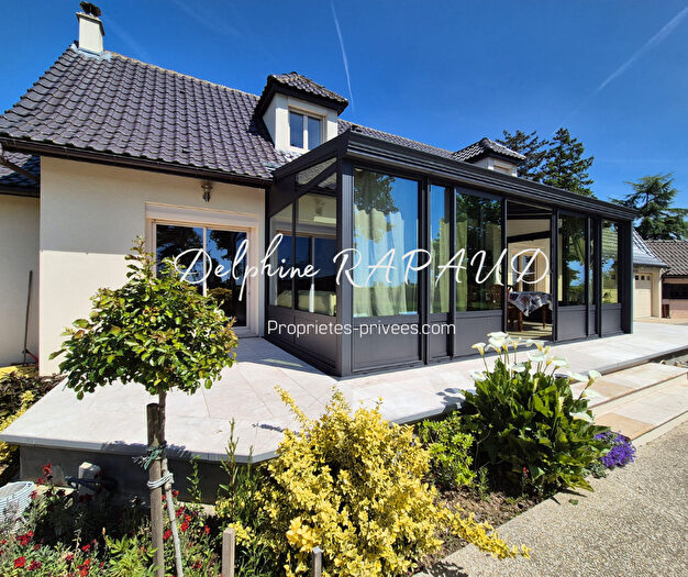 Thiron-Gardais : Maison 7 pièces à vendre