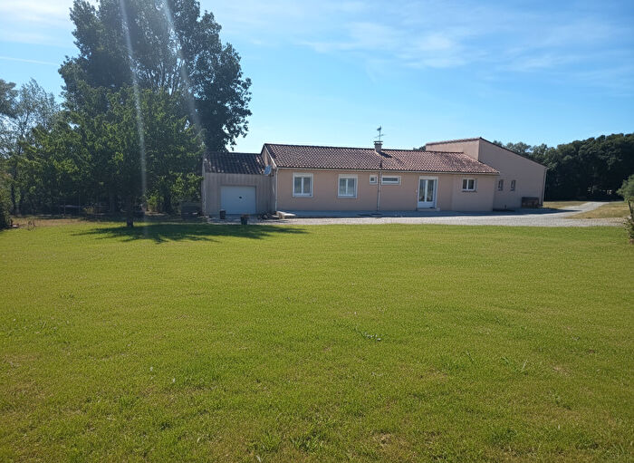 Appartement 7 pièces à Saint-Martin-le-Vieil, à vendre
