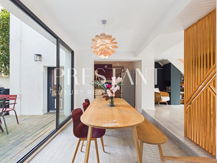 Maison à vendre - Biarritz, Centre-ville Est - 6 pièces - 4 chambres