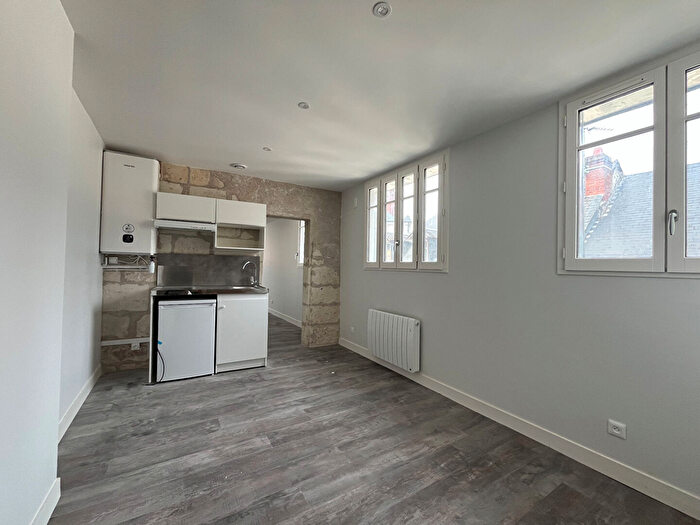 Châtellerault, Centre-ville : Appartement 2 pièces à louer
