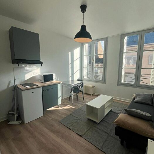 Appartement 1 pièce à Trois Quartiers-Centre Ville, Poitiers, à louer