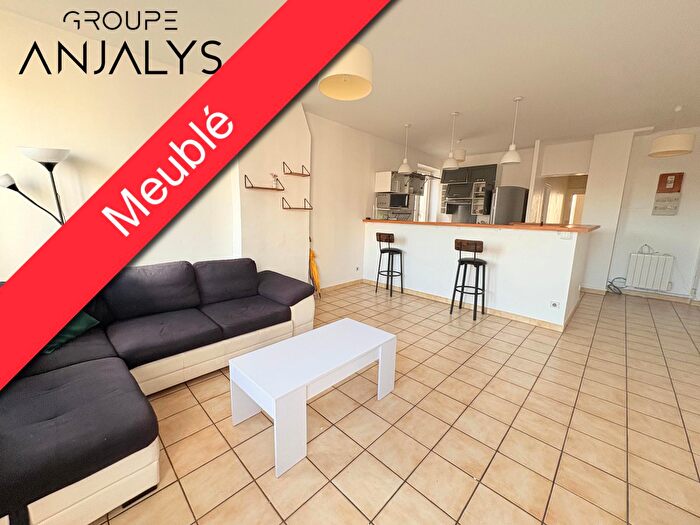 Appartement à louer - Lyon e , Sans Souci, Dauphiné - 3 pièces - 2 chambres