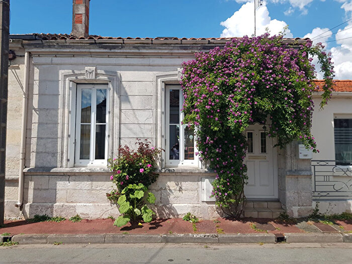 Maison à vendre - Rochefort, Faubourg Nord, Stade Philaudrie - 4 pièces - 3 chambres