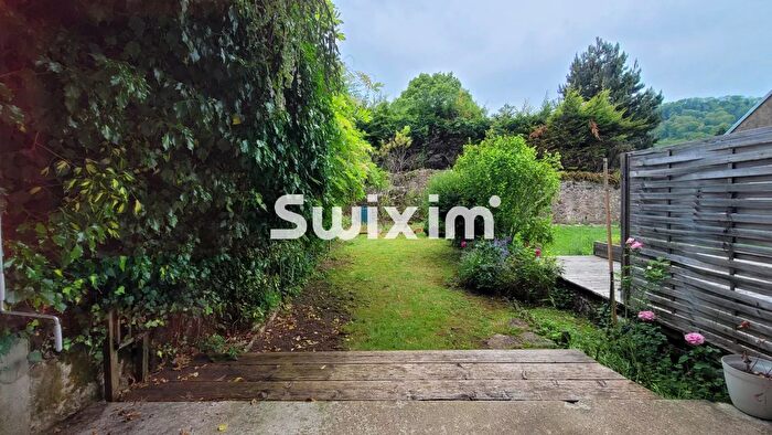 Maison à vendre - Lons-le-Saunier - 6 pièces - 4 chambres