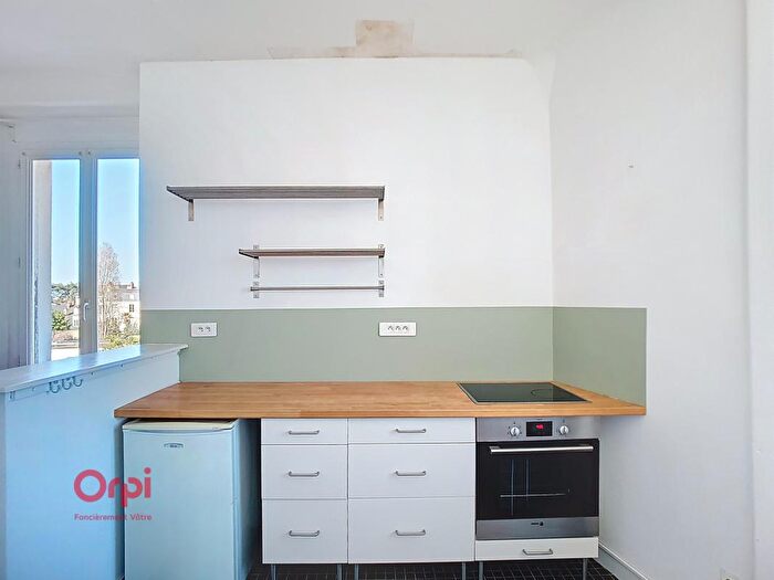 Appartement à louer - Nantes, Saint-Clément, Jardin des plantes, Caserne Lamoricière - 2 pièces - 1 chambre