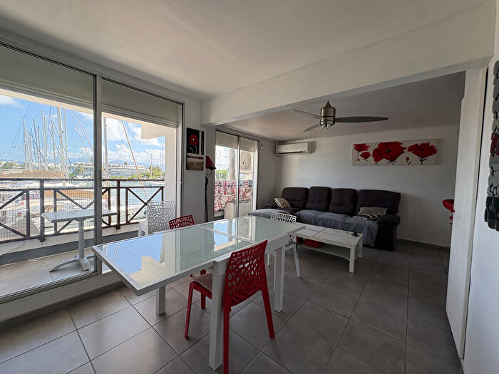 Appartement à louer - Pointe-à-Pitre - 2 pièces - 1 chambre