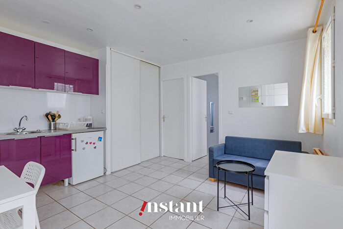 Appartement à louer - Villeurbanne, Charmettes - 2 pièces - 1 chambre