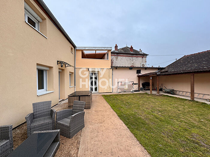 Maison à vendre - Autun, Saint-Andoche - 6 pièces - 4 chambres