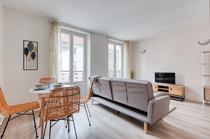 Corbeil-Essonnes, Centre-ville : Appartement 2 pièces à louer