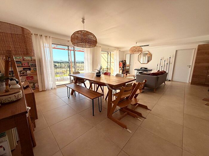 Maison à louer - Carcassonne - 5 pièces - 4 chambres