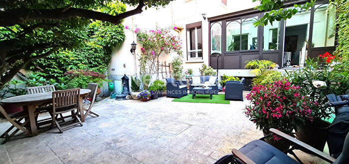 Maison 8 pièces à vendre - Courbevoie, Bécon