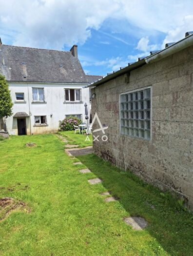 Maison à vendre - Guiscriff - 6 pièces - 4 chambres