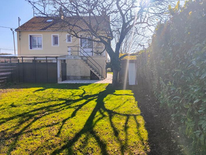 Maison à vendre - Champigny-sur-Marne, Coeuilly Village Parisien - 6 pièces - 4 chambres