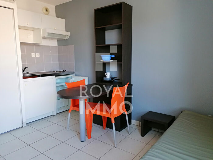 Appartement 1 pièce à Toulon, Saint-Jean du Var, à louer