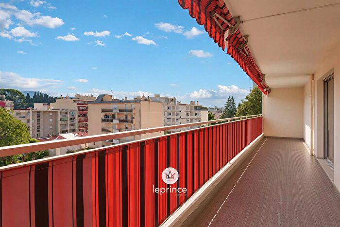 Appartement 2 pièces à Nice, Saint-Sylvestre, à vendre