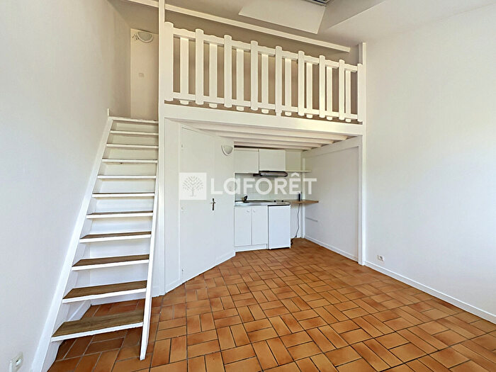 Moissy-Cramayel, Les Grès : Appartement 1 pièce à louer