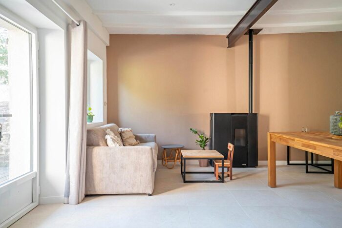 Mûrs-Erigné - Maison 5 pièces à vendre