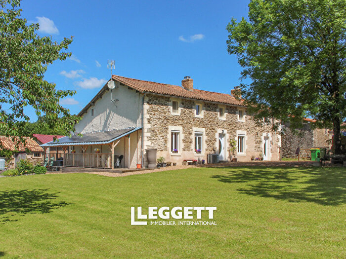 Maison à vendre - La Chapelle-Thireuil - 7 pièces - 4 chambres