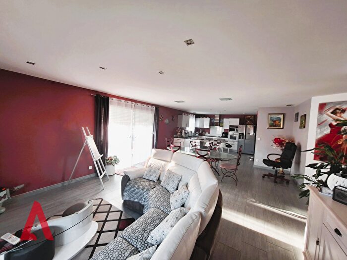 Maison à vendre - Brouilla - 4 pièces - 3 chambres