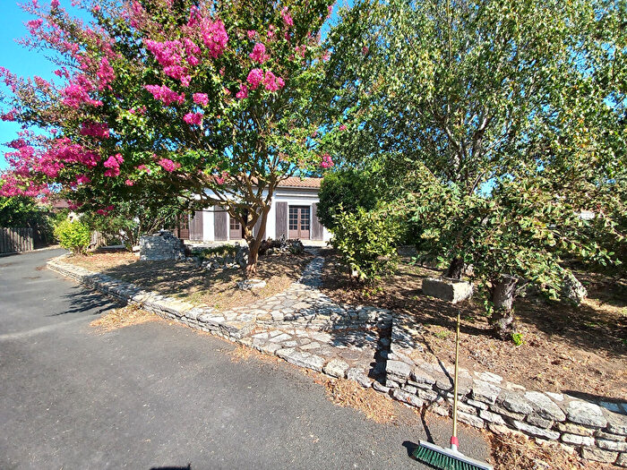 Maison 8 pièces à Saint-Pierre-d'Oléron, à vendre