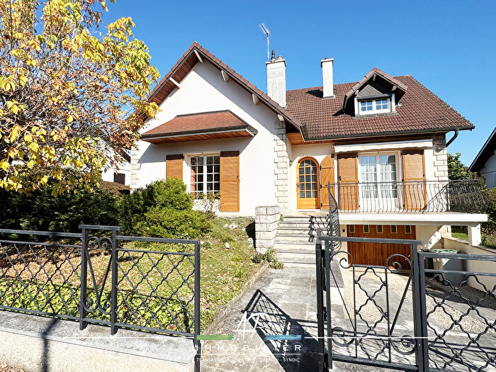 Maison à vendre - Fontaine-lès-Dijon - 6 pièces - 4 chambres
