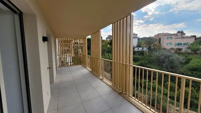 Appartement 3 pièces à louer à Nice, Cessole