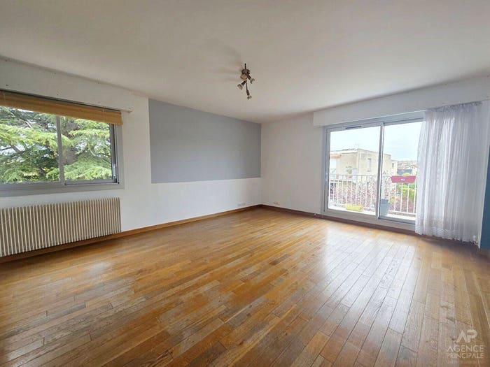 Bord de Seine-Les Martinets, Rueil-Malmaison : Appartement 3 pièces à louer