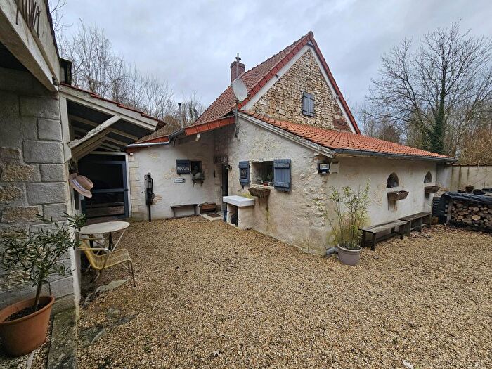 Maison à vendre - Guise - 3 pièces - 1 chambre