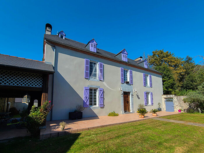 Maison à vendre - Andoins - 7 pièces - 3 chambres