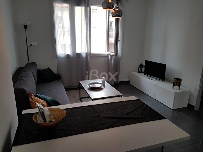 Appartement à louer - La Seyne-sur-Mer, Est - 3 pièces - 1 chambre