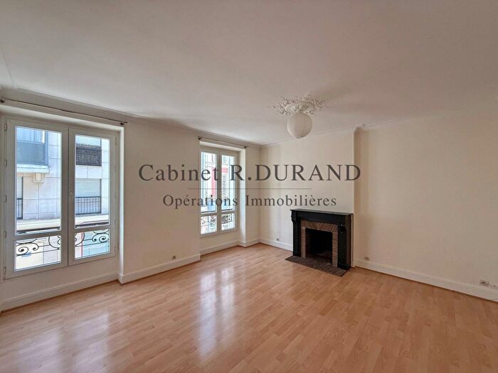 Appartement à louer - Paix-Etienne dOrves, Bois-Colombes - 3 pièces - 2 chambres